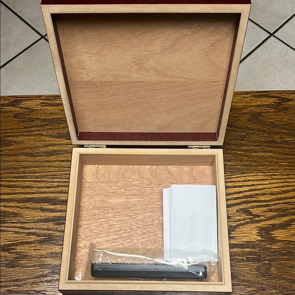 Thompson and Company | Accessories | Thompson Cigar Humidor | Poshmark